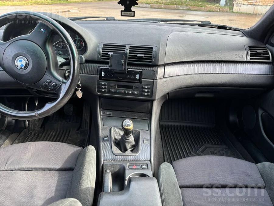 Black BMW 320 2002 in Riga, with an engine capacity of 2.00 L and mileage of 296 thousand km for 2800 €, photo 7 on AUTOMOTO.COM.LV