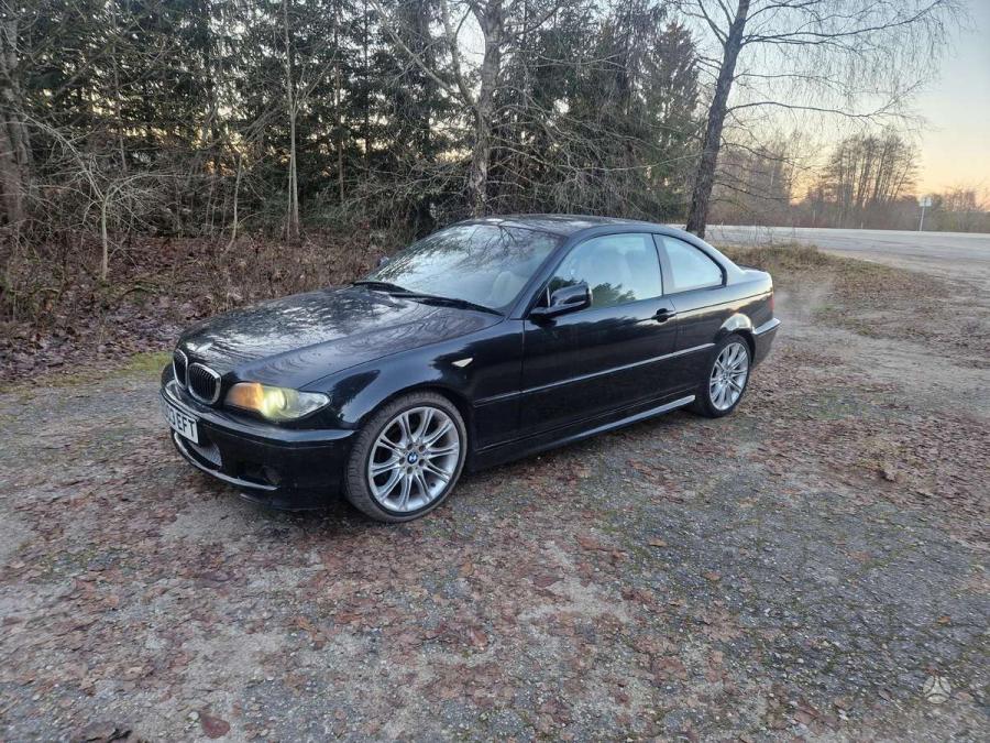 Black BMW 320 2003 in Alytus, with an engine capacity of 2.17 L and mileage of 165 thousand km for 2000 €, photo 3 on AUTOMOTO.COM.LV