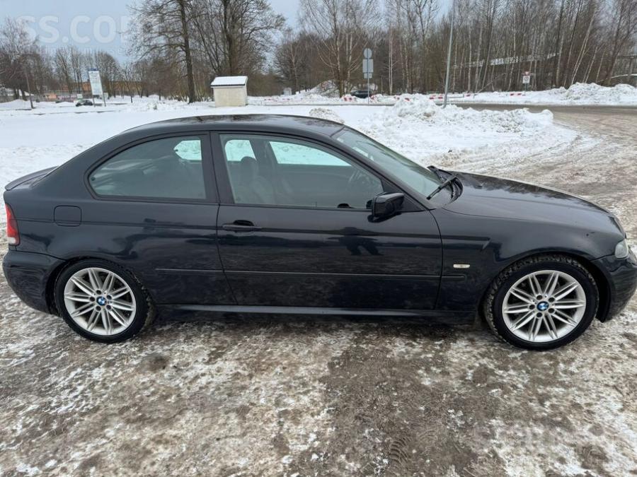 Black BMW 320 2003 in Riga, with an engine capacity of 2.00 L and mileage of 300 thousand km for 2650 €, photo 5 on AUTOMOTO.COM.LV