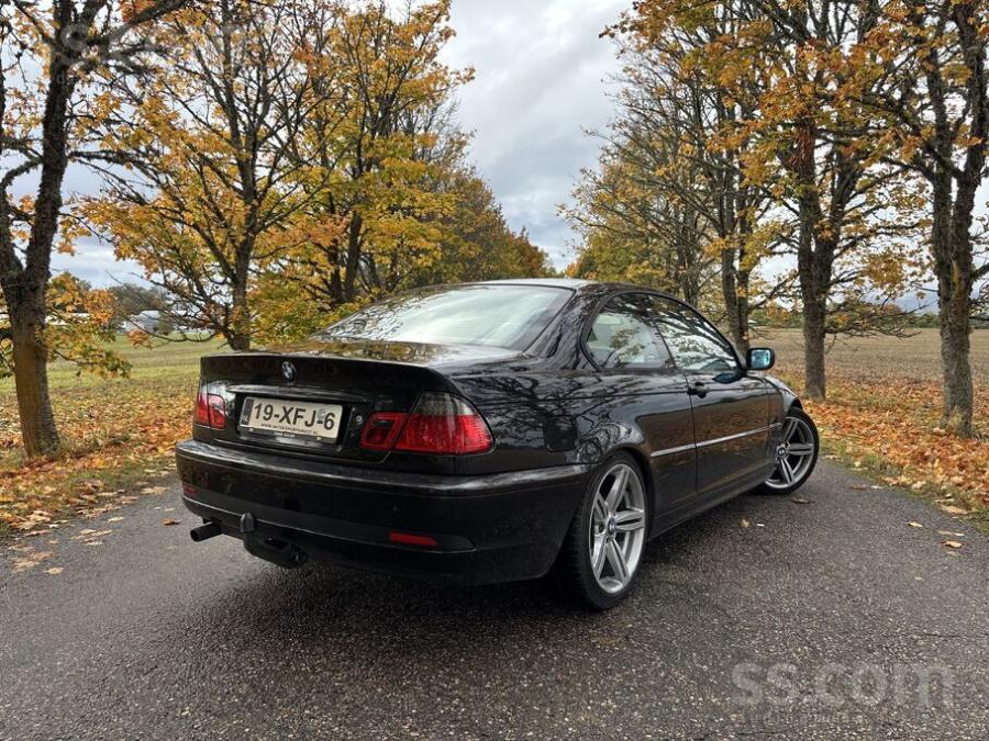 Melns BMW 320 2003 Kuldīga, ar dzinēja tilpumu 2.00 L un nobraukumu 0 tūkst. km par 3650 €, foto 4 vietnē AUTOMOTO.COM.LV