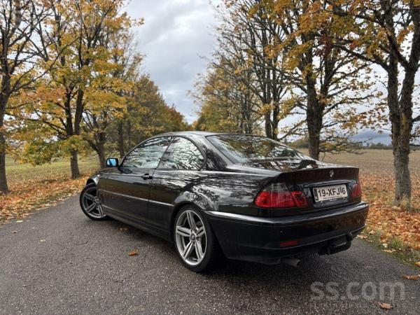 Melns BMW 320 2003 Kuldīga, ar dzinēja tilpumu 2.00 L un nobraukumu 0 tūkst. km par 3650 €, foto 5 vietnē AUTOMOTO.COM.LV