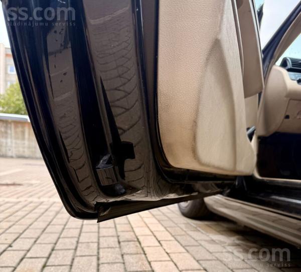 BMW 320 2004 Preiļi vietnē Melns BMW 320 2004 Preiļi, ar dzinēja tilpumu 2.00 L un nobraukumu 365 tūkst. km par 4300 €, foto 10 vietnē AUTOMOTO.COM.LV