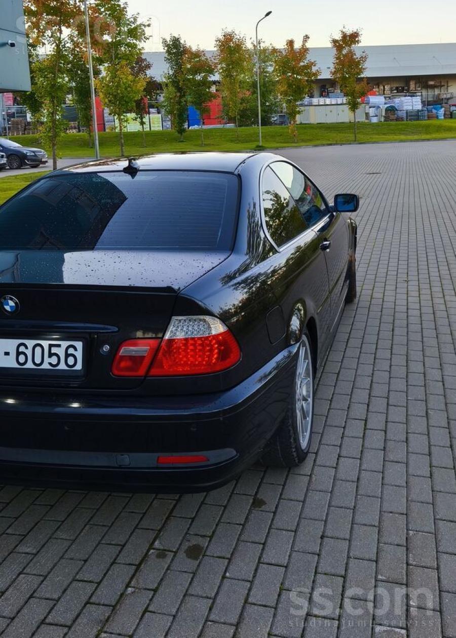 Melns BMW 320 2004 Jēkabpils, ar dzinēja tilpumu 2.20 L un nobraukumu 306 tūkst. km par 4200 €, foto 5 vietnē AUTOMOTO.COM.LV