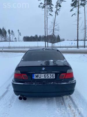 Black BMW 320 2005 in Riga, with an engine capacity of 2.00 L and mileage of 300 thousand km for 4500 €, photo 4 on AUTOMOTO.COM.LV