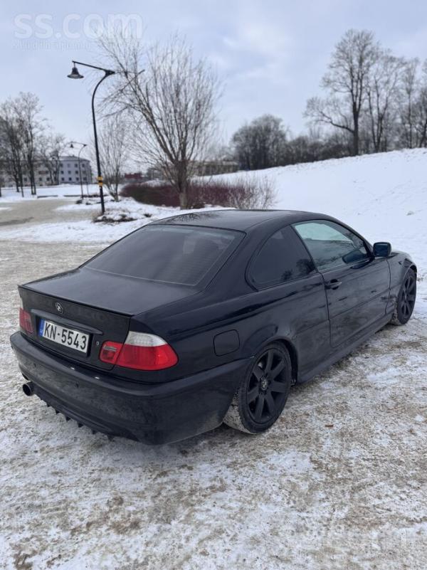 Melns BMW 320 2005 Jelgava, ar dzinēja tilpumu 2.00 L un nobraukumu 365 tūkst. km par 4500 €, foto 4 vietnē AUTOMOTO.COM.LV