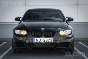 Black BMW 320 2007 in Riga, with an engine capacity of 2.00 L and mileage of 0 thousand km for 7690 €, photo 3 on AUTOMOTO.COM.LV