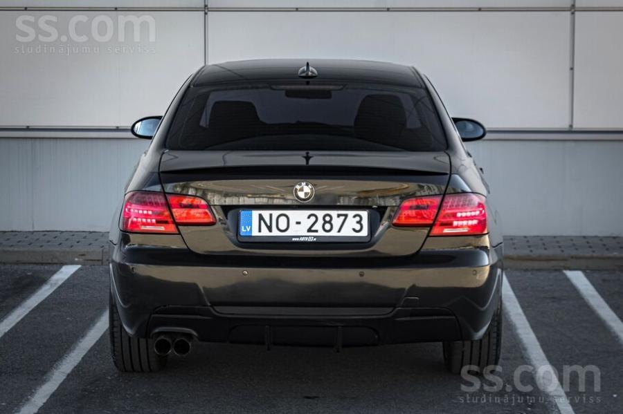 Black BMW 320 2007 in Riga, with an engine capacity of 2.00 L and mileage of 0 thousand km for 7690 €, photo 6 on AUTOMOTO.COM.LV
