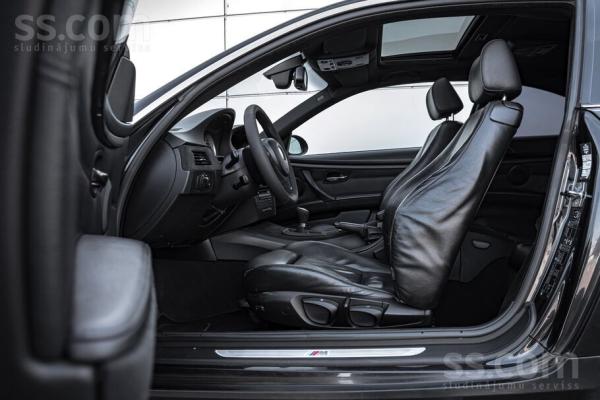 Black BMW 320 2007 in Riga, with an engine capacity of 2.00 L and mileage of 0 thousand km for 7690 €, photo 9 on AUTOMOTO.COM.LV