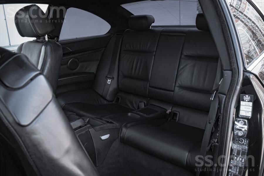 Black BMW 320 2007 in Riga, with an engine capacity of 2.00 L and mileage of 0 thousand km for 7690 €, photo 13 on AUTOMOTO.COM.LV