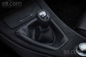 Black BMW 320 2007 in Riga, with an engine capacity of 2.00 L and mileage of 0 thousand km for 7690 €, photo 23 on AUTOMOTO.COM.LV