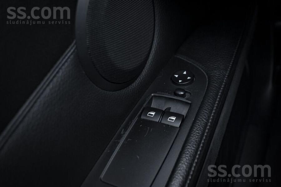 Black BMW 320 2007 in Riga, with an engine capacity of 2.00 L and mileage of 0 thousand km for 7690 €, photo 27 on AUTOMOTO.COM.LV