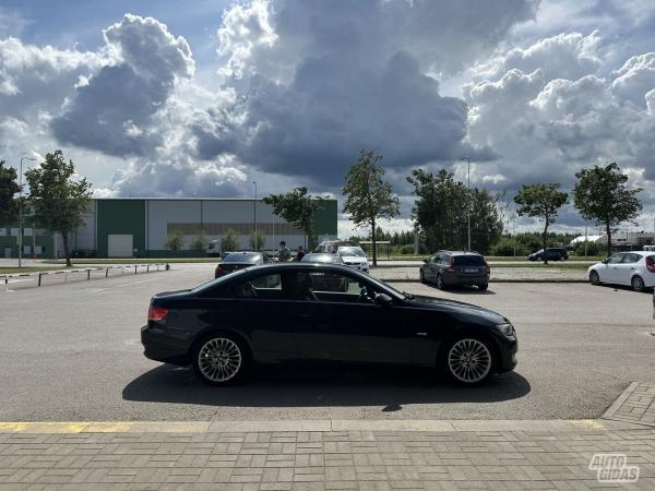 Melns BMW 320 2007 Šauļi, ar dzinēja tilpumu 2.00 L un nobraukumu 240 tūkst. km par 4300 €, foto 2 vietnē AUTOMOTO.COM.LV