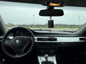 Melns BMW 320 2007 Viļņa, ar dzinēja tilpumu 2.00 L un nobraukumu 395 tūkst. km par 4700 €, foto 7 vietnē AUTOMOTO.COM.LV