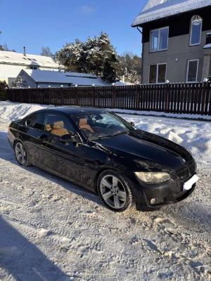 Black BMW 320 2008 in Vilnius, with an engine capacity of 2.00 L and mileage of 259 thousand km for 5650 €, photo  on AUTOMOTO.COM.LV