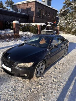 Black BMW 320 2008 in Vilnius, with an engine capacity of 2.00 L and mileage of 259 thousand km for 5650 €, photo 4 on AUTOMOTO.COM.LV