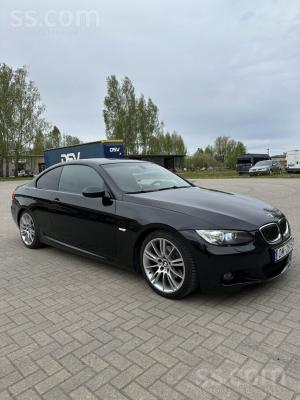 Black BMW 320 2008 in Valmiera, with an engine capacity of 2.00 L and mileage of 301 thousand km for 6500 €, photo  on AUTOMOTO.COM.LV