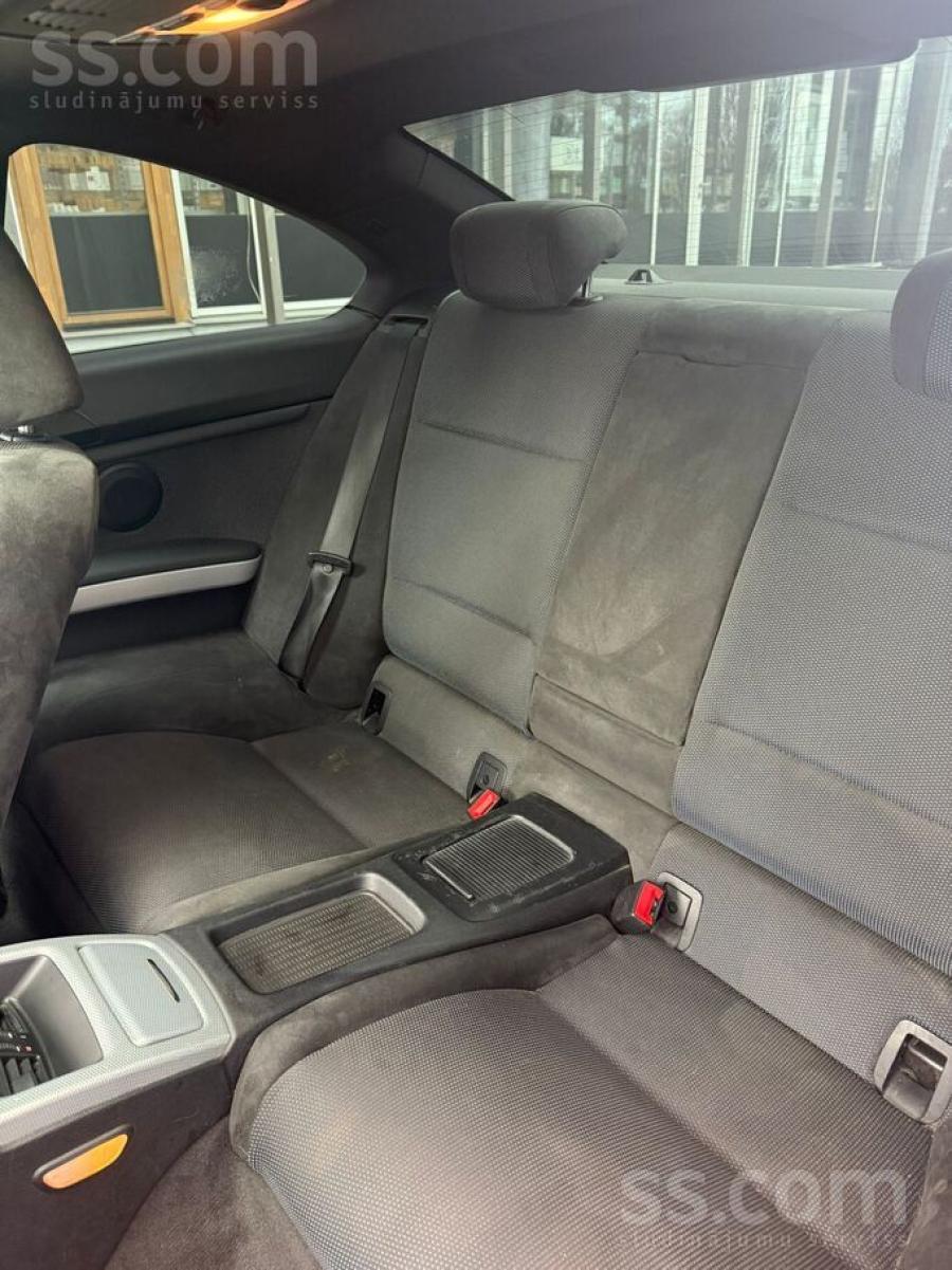 Melns BMW 320 2008 Rīga, ar dzinēja tilpumu 2.00 L un nobraukumu 0 tūkst. km par 5900 €, foto 8 vietnē AUTOMOTO.COM.LV