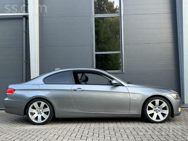 Melns BMW 320 2008 Talsi, ar dzinēja tilpumu 2.00 L un nobraukumu 0 tūkst. km par 5790 €, foto 5 vietnē AUTOMOTO.COM.LV