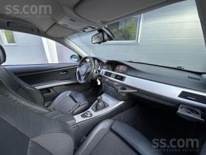 Melns BMW 320 2008 Talsi, ar dzinēja tilpumu 2.00 L un nobraukumu 0 tūkst. km par 5790 €, foto 13 vietnē AUTOMOTO.COM.LV