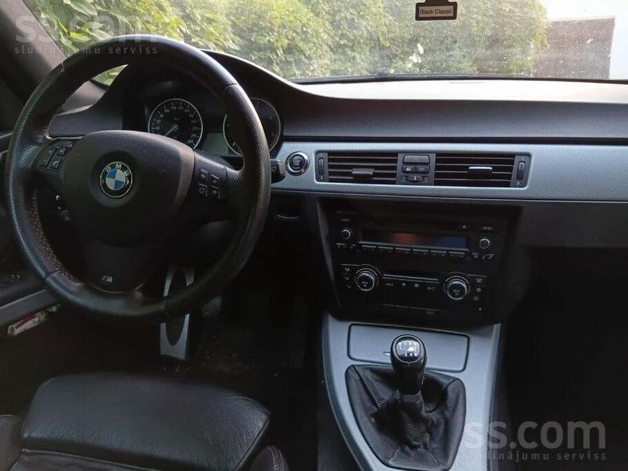 Melns BMW 320 2008 Rīga, ar dzinēja tilpumu 2.00 L un nobraukumu 341 tūkst. km par 6500 €, foto 5 vietnē AUTOMOTO.COM.LV