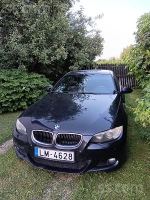 Black BMW 320 2008 in Riga, with an engine capacity of 2.00 L and mileage of 341 thousand km for 6500 €, photo  on AUTOMOTO.COM.LV