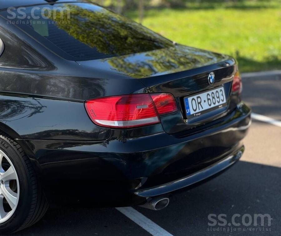 Black BMW 320 2008 in Riga, with an engine capacity of 2.00 L and mileage of 365 thousand km for 6250 €, photo 8 on AUTOMOTO.COM.LV