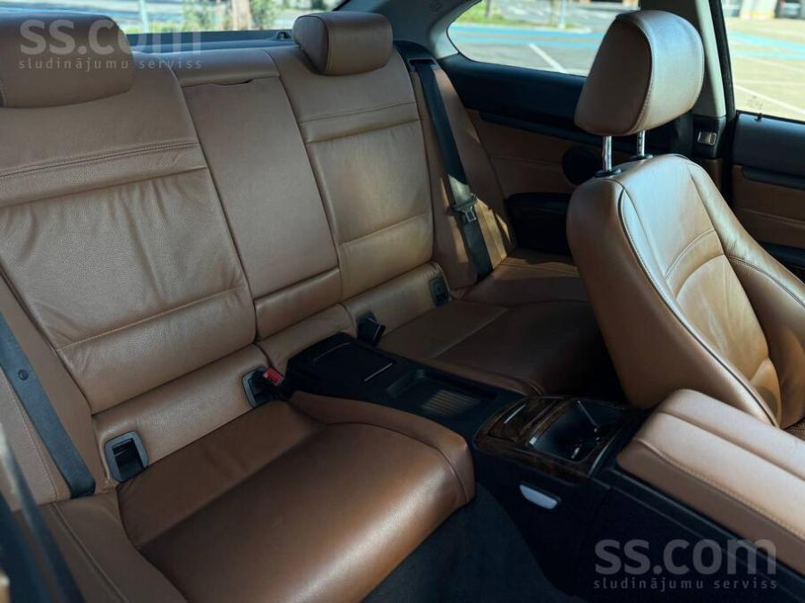 Black BMW 320 2008 in Riga, with an engine capacity of 2.00 L and mileage of 365 thousand km for 6250 €, photo 30 on AUTOMOTO.COM.LV