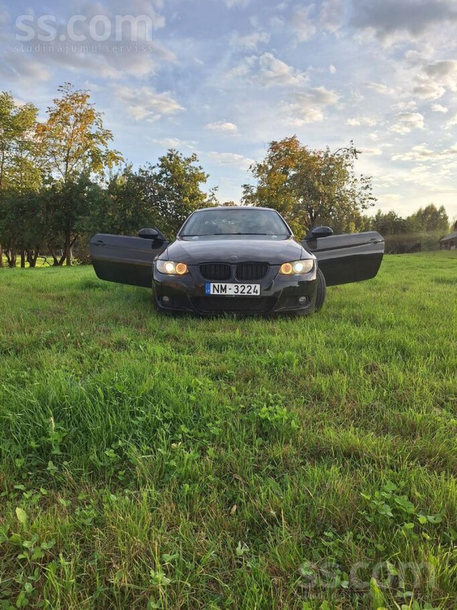 Melns BMW 320 2008 Balvi, ar dzinēja tilpumu 2.00 L un nobraukumu 370 tūkst. km par 4100 €, foto 5 vietnē AUTOMOTO.COM.LV