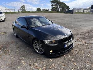 Black BMW 320 2008 in Liepaja, with an engine capacity of 2.00 L and mileage of 305 thousand km for 6900 €, photo  on AUTOMOTO.COM.LV