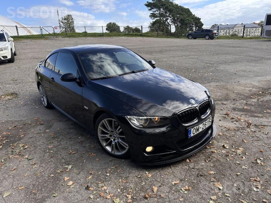 Black BMW 320 2008 in Liepaja, with an engine capacity of 2.00 L and mileage of 305 thousand km for 6900 €, photo 1 on AUTOMOTO.COM.LV