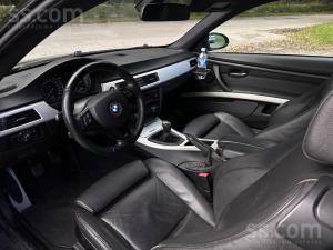 Black BMW 320 2008 in Liepaja, with an engine capacity of 2.00 L and mileage of 305 thousand km for 6900 €, photo 8 on AUTOMOTO.COM.LV