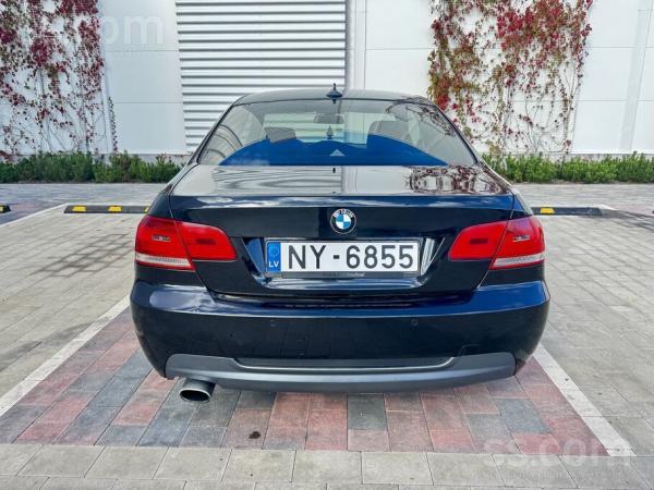 Melns BMW 320 2008 Rīga, ar dzinēja tilpumu 2.00 L un nobraukumu 342 tūkst. km par 7290 €, foto 6 vietnē AUTOMOTO.COM.LV
