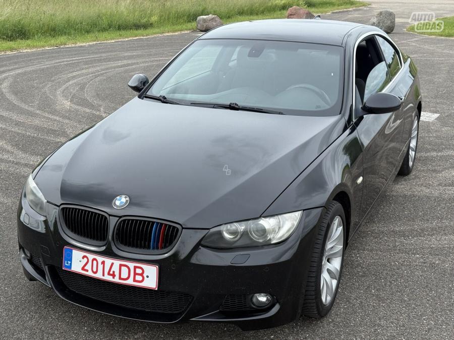 Black BMW 320 2009 in Marijampole, with an engine capacity of 2.00 L and mileage of 334 thousand km for 5300 €, photo 1 on AUTOMOTO.COM.LV