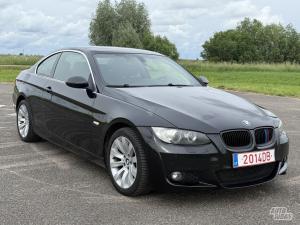 Black BMW 320 2009 in Marijampole, with an engine capacity of 2.00 L and mileage of 334 thousand km for 5300 €, photo 3 on AUTOMOTO.COM.LV
