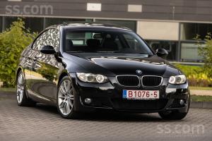 Black BMW 320 2009 in Jelgava, with an engine capacity of 2.00 L and mileage of 0 thousand km for 8390 €, photo 5 on AUTOMOTO.COM.LV