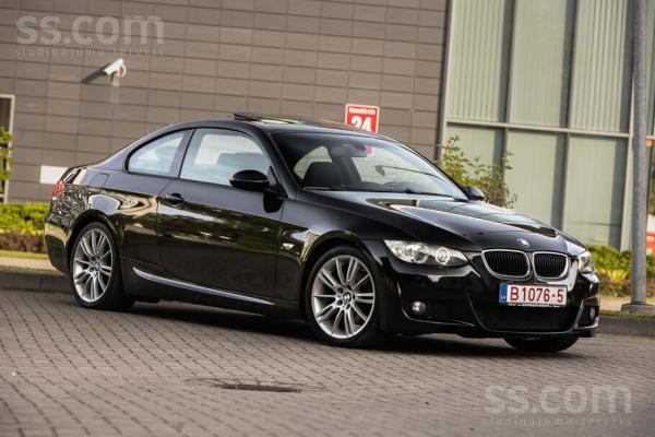 Melns BMW 320 2009 Jelgava, ar dzinēja tilpumu 2.00 L un nobraukumu 0 tūkst. km par 8390 €, foto 5 vietnē AUTOMOTO.COM.LV