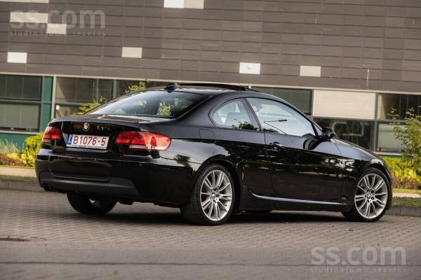 Melns BMW 320 2009 Jelgava, ar dzinēja tilpumu 2.00 L un nobraukumu 0 tūkst. km par 8390 €, foto 7 vietnē AUTOMOTO.COM.LV