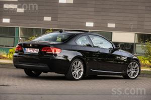 Black BMW 320 2009 in Jelgava, with an engine capacity of 2.00 L and mileage of 0 thousand km for 8390 €, photo 8 on AUTOMOTO.COM.LV