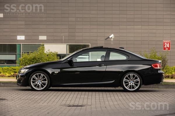Melns BMW 320 2009 Jelgava, ar dzinēja tilpumu 2.00 L un nobraukumu 0 tūkst. km par 8390 €, foto 10 vietnē AUTOMOTO.COM.LV