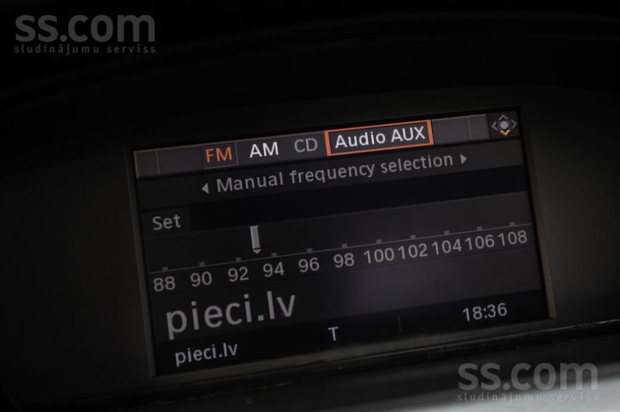 Black BMW 320 2009 in Jelgava, with an engine capacity of 2.00 L and mileage of 0 thousand km for 8390 €, photo 29 on AUTOMOTO.COM.LV