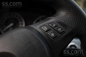 Black BMW 320 2009 in Jelgava, with an engine capacity of 2.00 L and mileage of 0 thousand km for 8390 €, photo 31 on AUTOMOTO.COM.LV