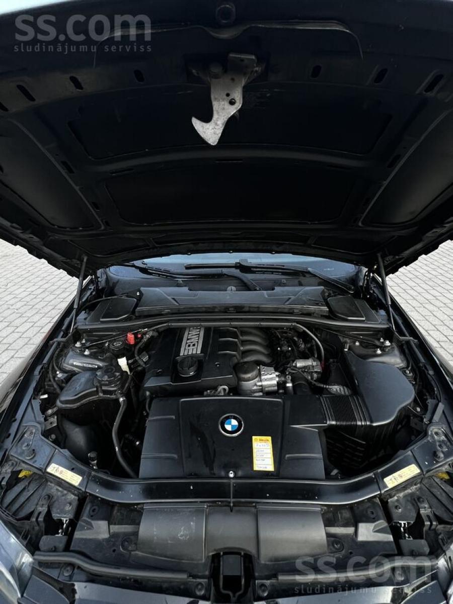 Melns BMW 320 2009 Cēsis, ar dzinēja tilpumu 2.00 L un nobraukumu 252 tūkst. km par 6300 €, foto 10 vietnē AUTOMOTO.COM.LV