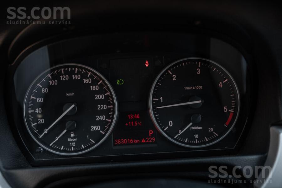 Melns BMW 320 2010 Rīga, ar dzinēja tilpumu 2.00 L un nobraukumu 383 tūkst. km par 7500 €, foto 13 vietnē AUTOMOTO.COM.LV