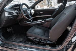 Melns BMW 320 2010 Rīga, ar dzinēja tilpumu 2.00 L un nobraukumu 383 tūkst. km par 7500 €, foto 15 vietnē AUTOMOTO.COM.LV