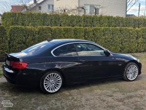 Melns BMW 320 2010 Kazlų Rūda, ar dzinēja tilpumu 2.00 L un nobraukumu 260 tūkst. km par 7000 €, foto 4 vietnē AUTOMOTO.COM.LV