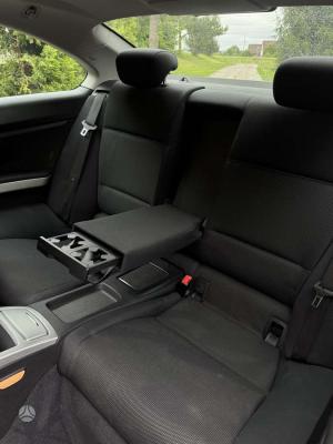 Black BMW 320 2010 in Kelme, with an engine capacity of 2.00 L and mileage of 192 thousand km for 5250 €, photo 16 on AUTOMOTO.COM.LV