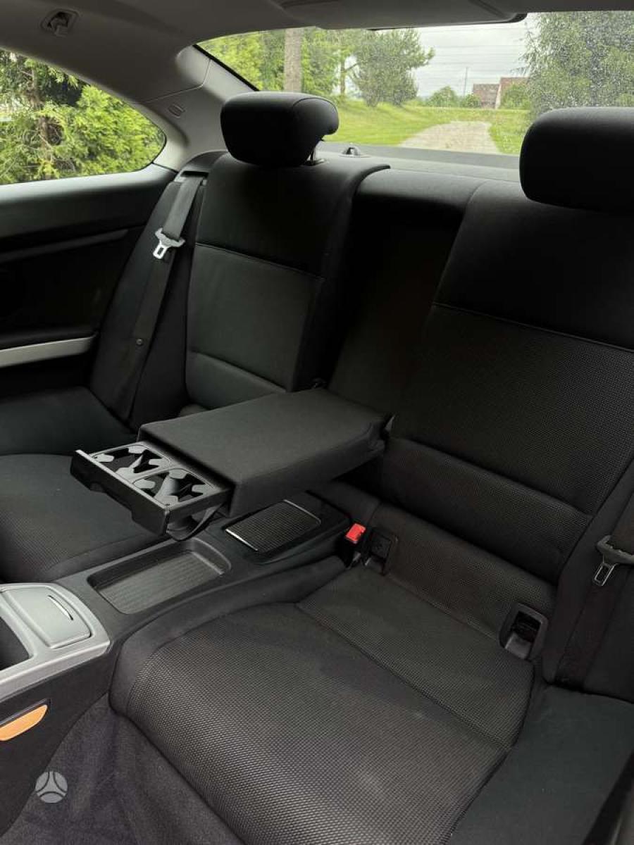 Black BMW 320 2010 in Kelme, with an engine capacity of 2.00 L and mileage of 192 thousand km for 5250 €, photo 16 on AUTOMOTO.COM.LV