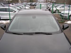 Black BMW 320 2010 in Riga, with an engine capacity of 2.00 L and mileage of 199 thousand km for 8990 €, photo 13 on AUTOMOTO.COM.LV