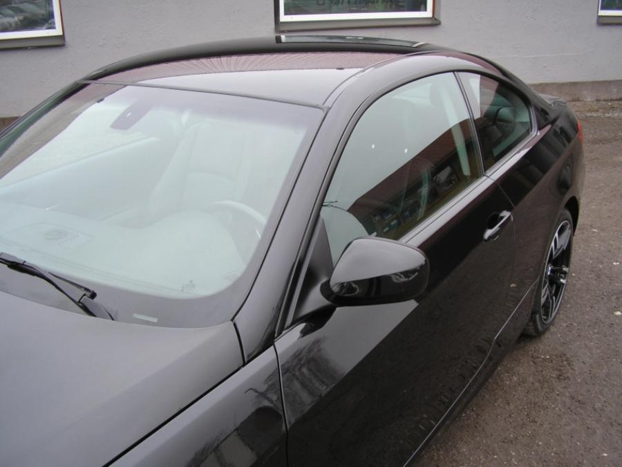 Black BMW 320 2010 in Riga, with an engine capacity of 2.00 L and mileage of 199 thousand km for 8990 €, photo 14 on AUTOMOTO.COM.LV