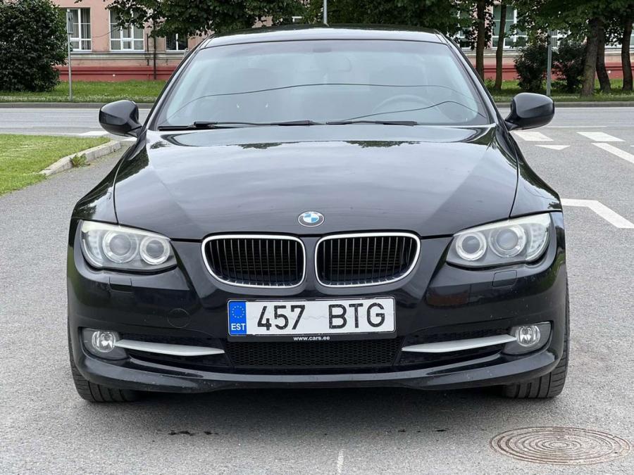 Black BMW 320 2010 in Narva, with an engine capacity of 2.00 L and mileage of 315 thousand km for 4999 €, photo 14 on AUTOMOTO.COM.LV